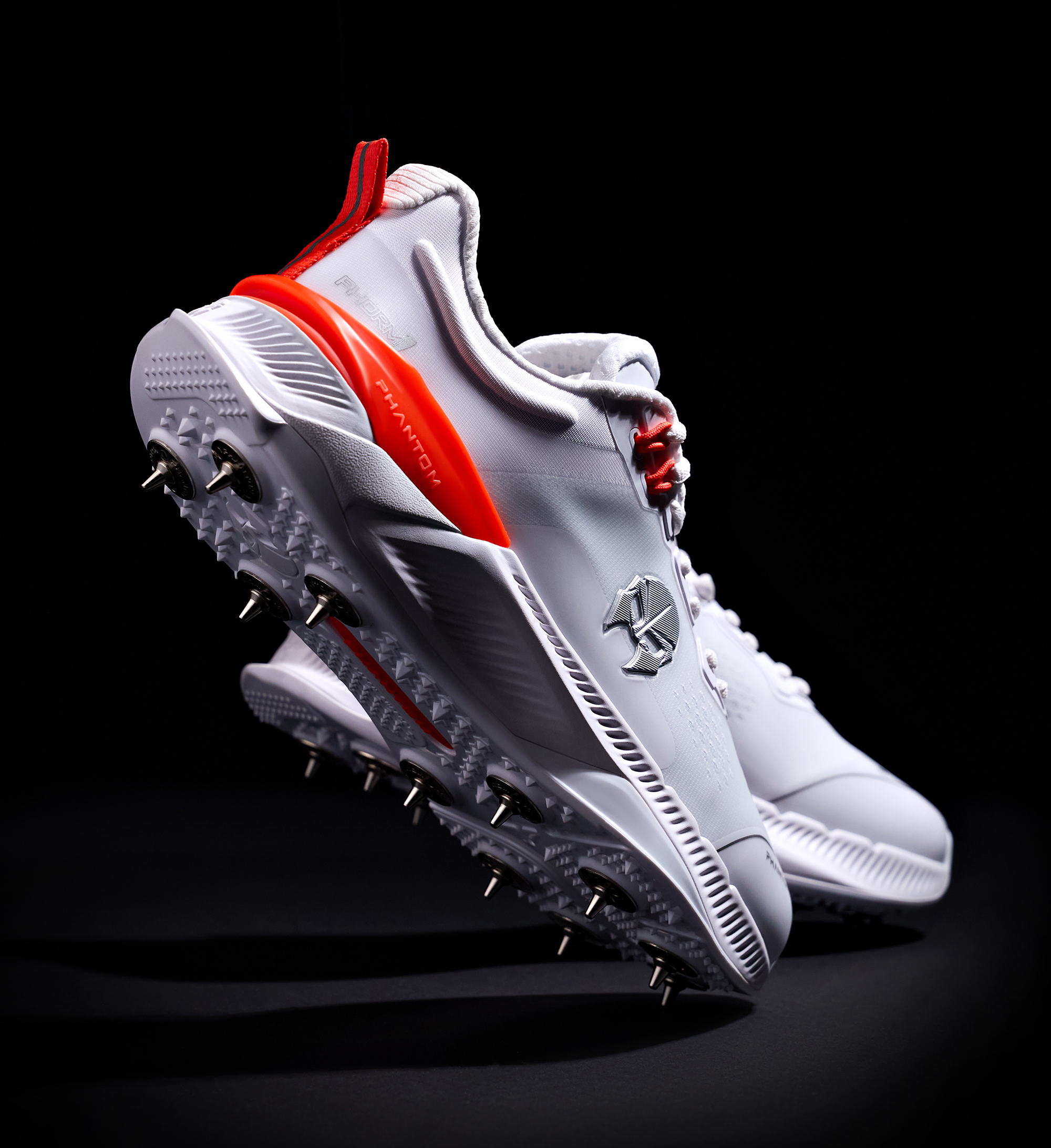 PHANTOM CRICKET - Phorm 1 - Adrien Wira Design